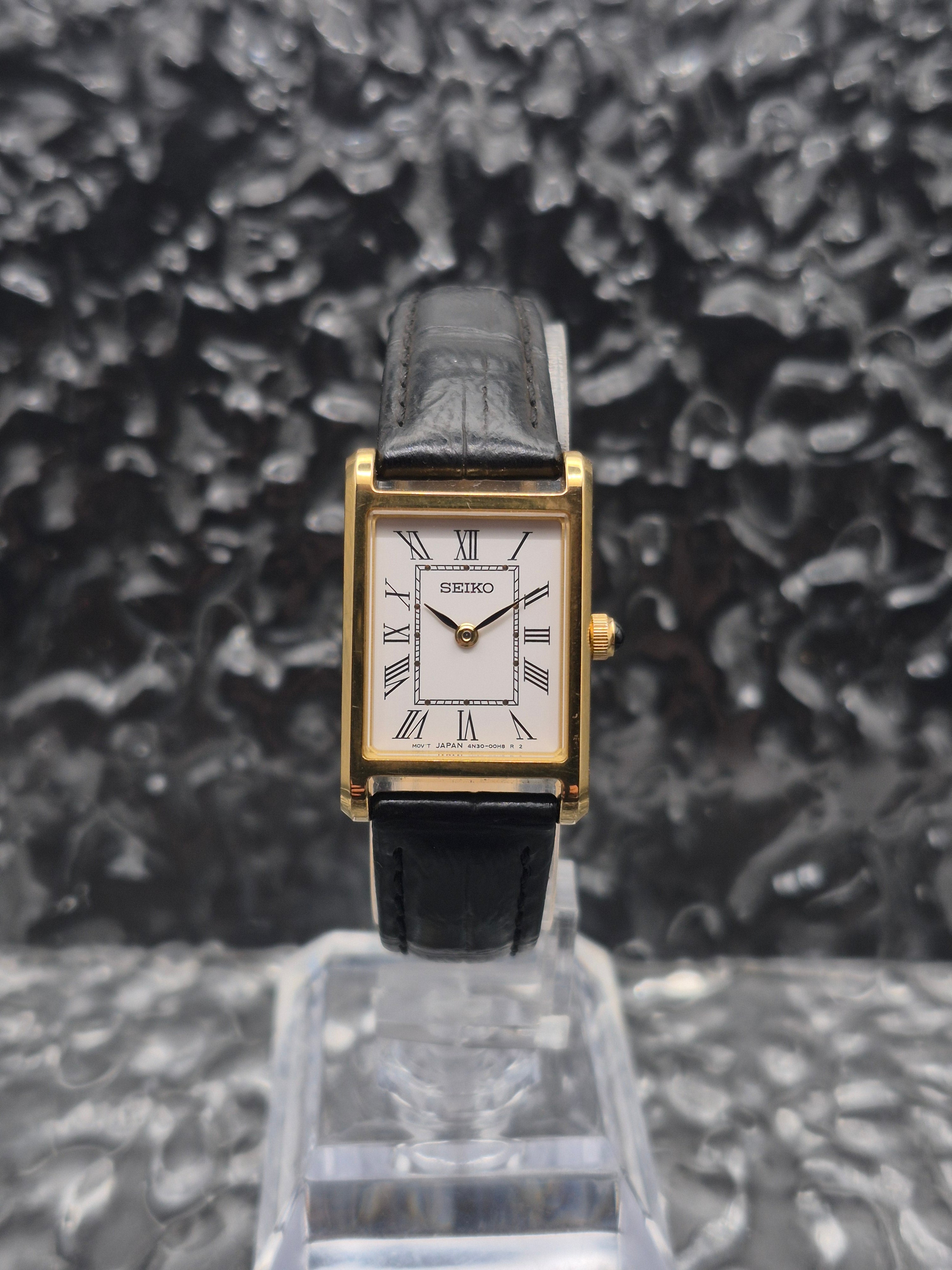 Seiko Gold Tone Quartz Tank Ref. 4N30-00H0 Roman Numerals Ladies – Red ...